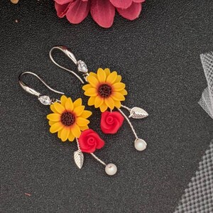 Sunflower Necklace - Stunning Sunflower Design in Silver - Perfect Gift ...