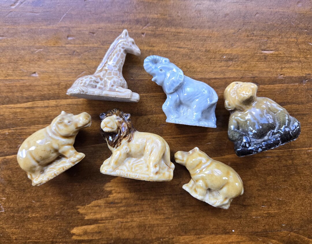 5pc Vintage 1973 Wade England Whimsies Red Rose Tea Figurines Set 4 ...