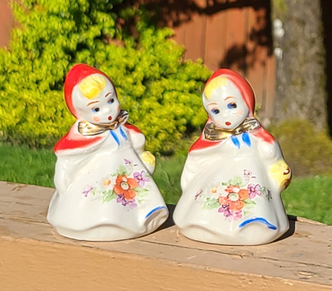 1940's Hull Pottery Little Red Riding Hood Salt & Pepper - Etsy