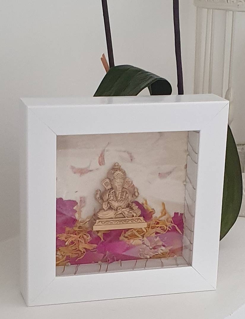 Ganesh Light up Box Frame With Flower Petals. 15cm X 15cm Gift - Etsy