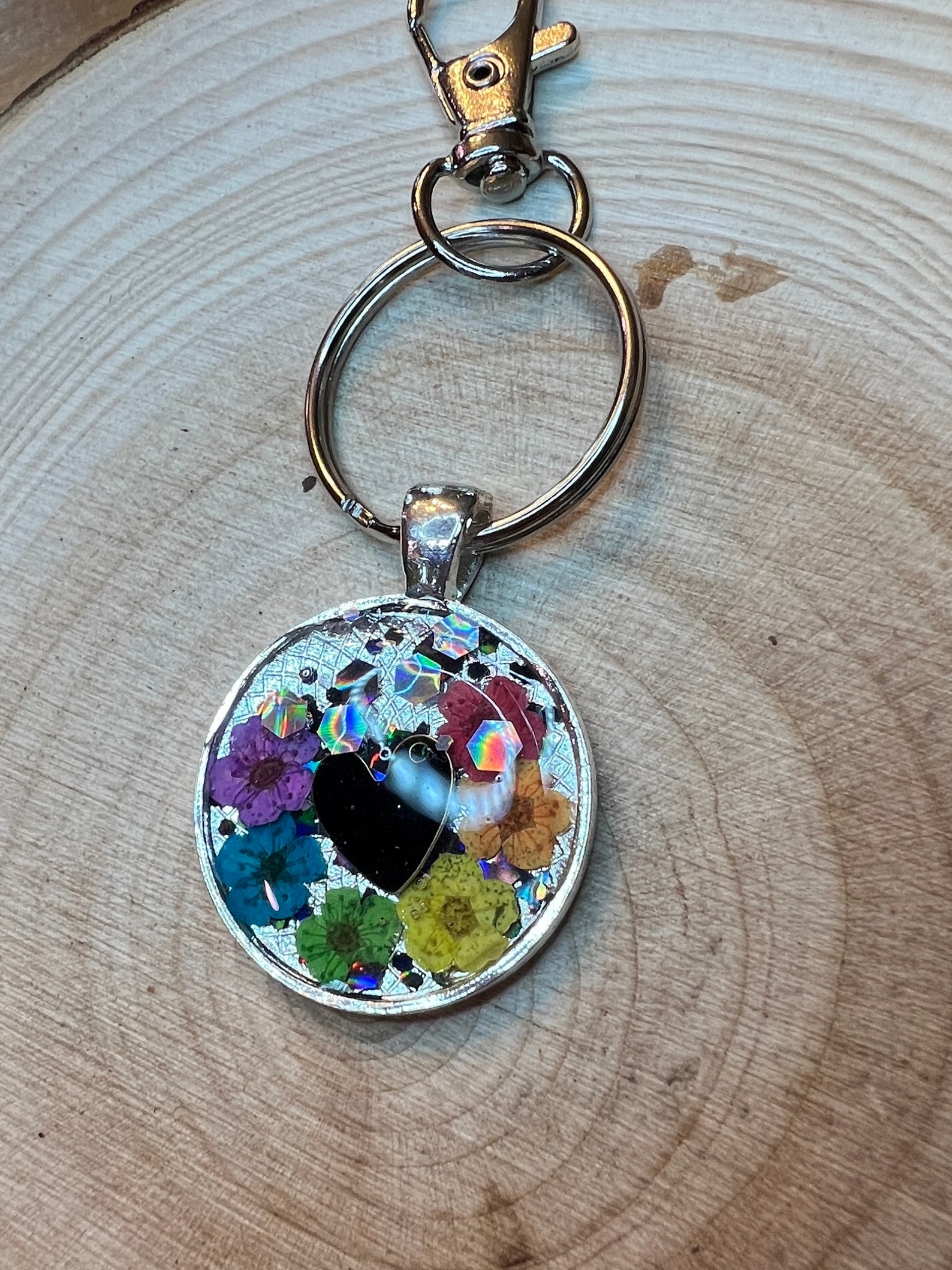 Dried Flower Resin Bezel Keychain | Etsy