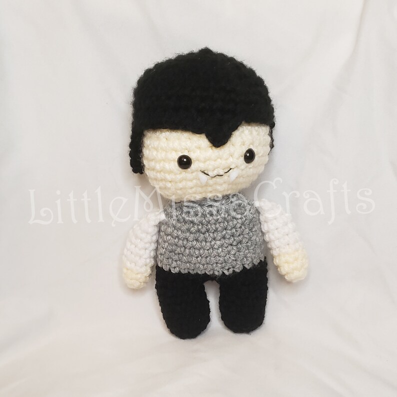 Crochet Pattern Vampire Halloween Plush Toy PDF - Etsy