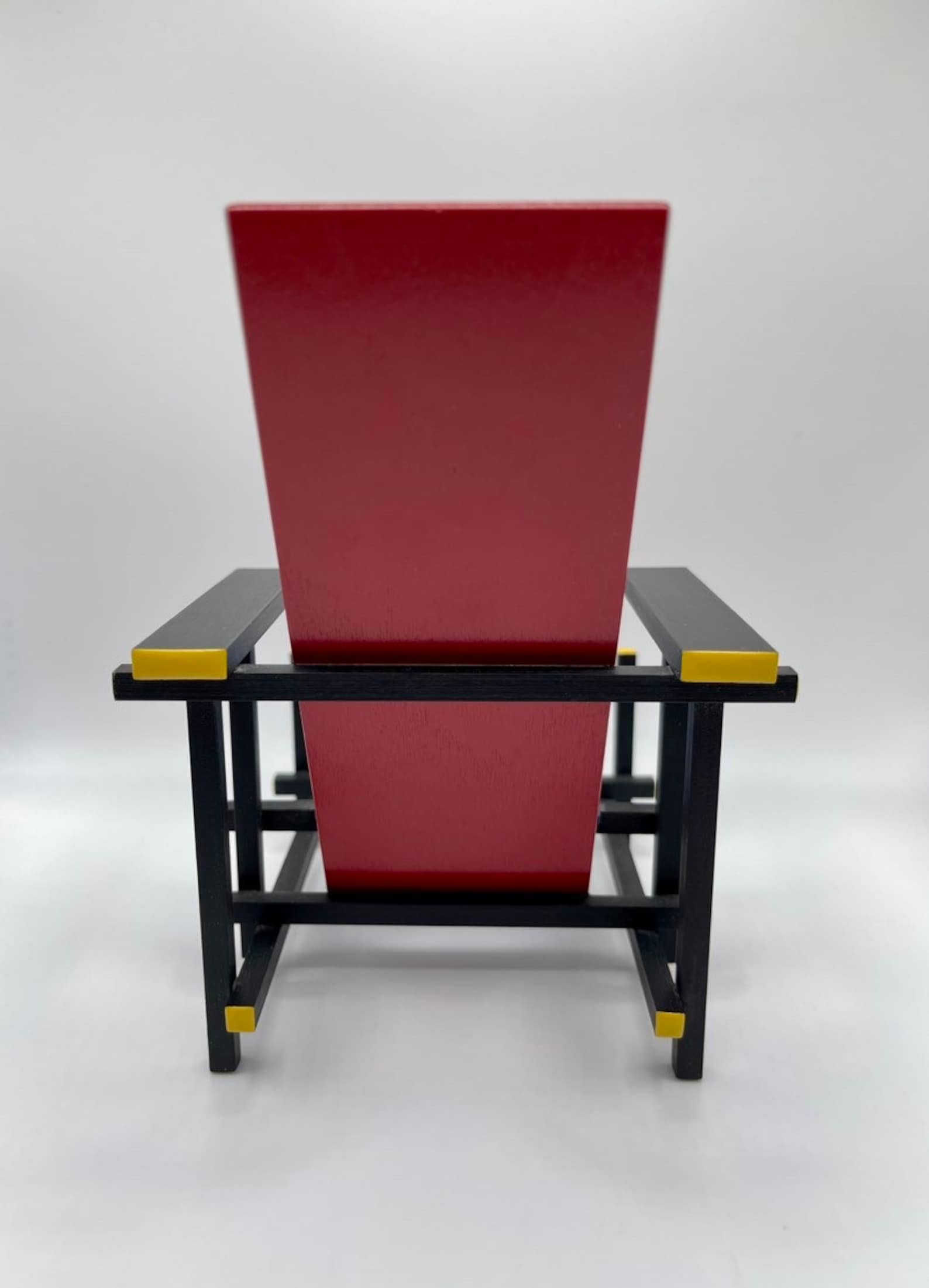 Vitra Miniature Rood Blauwe Stoel Chair by Gerrit Rietveld - 1:6 Scale ...