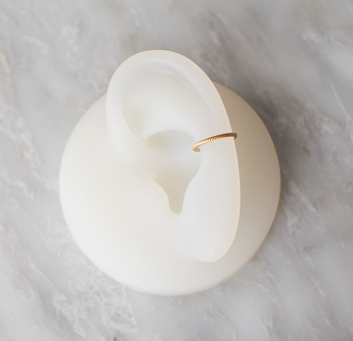 Dainty Conch Hoop Minimalistic Thin Hoop Cartilage Hoop 316 | Etsy