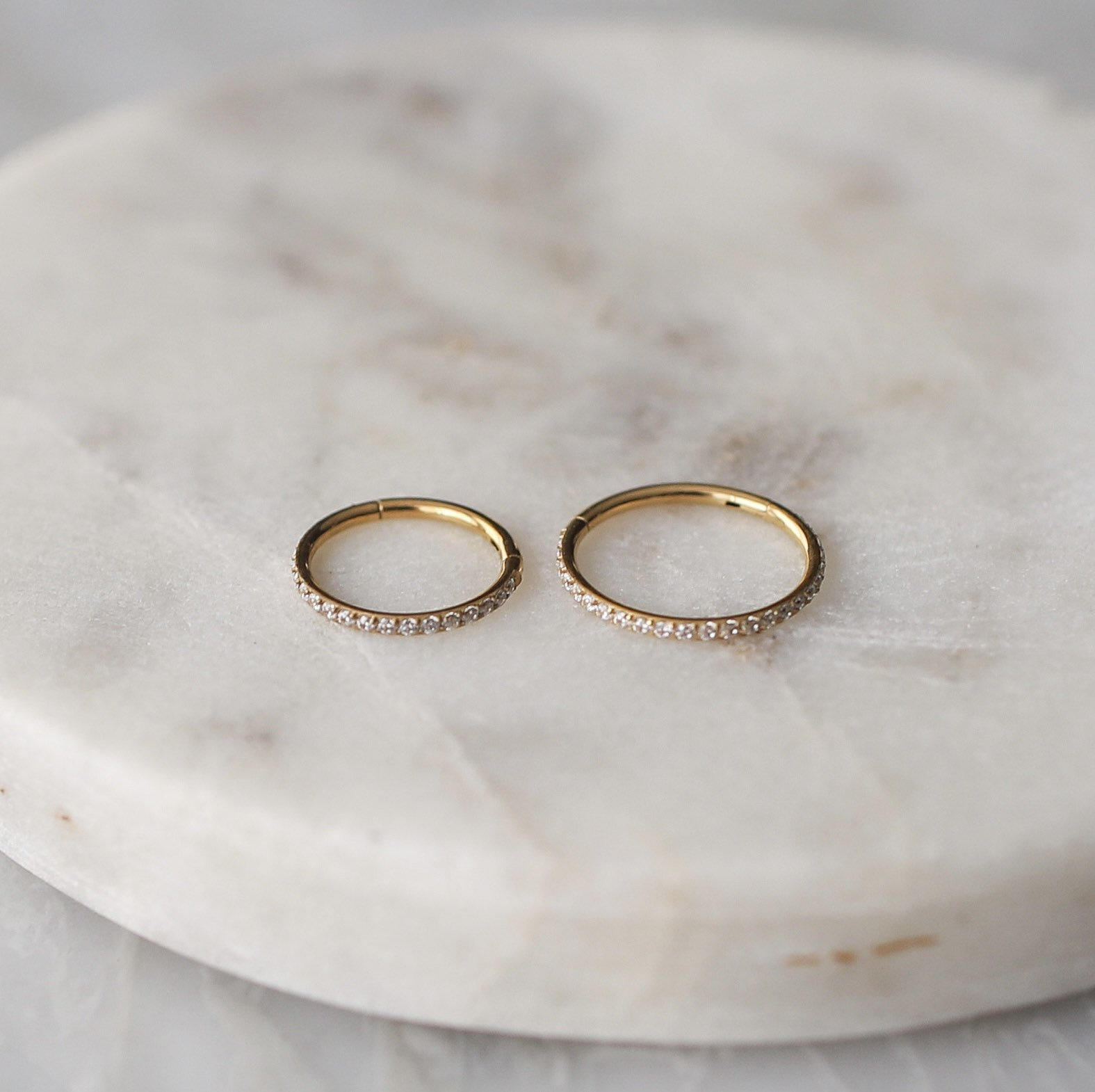 Dainty Conch Hoop Minimalistic Thin Hoop Cartilage Hoop 316 | Etsy