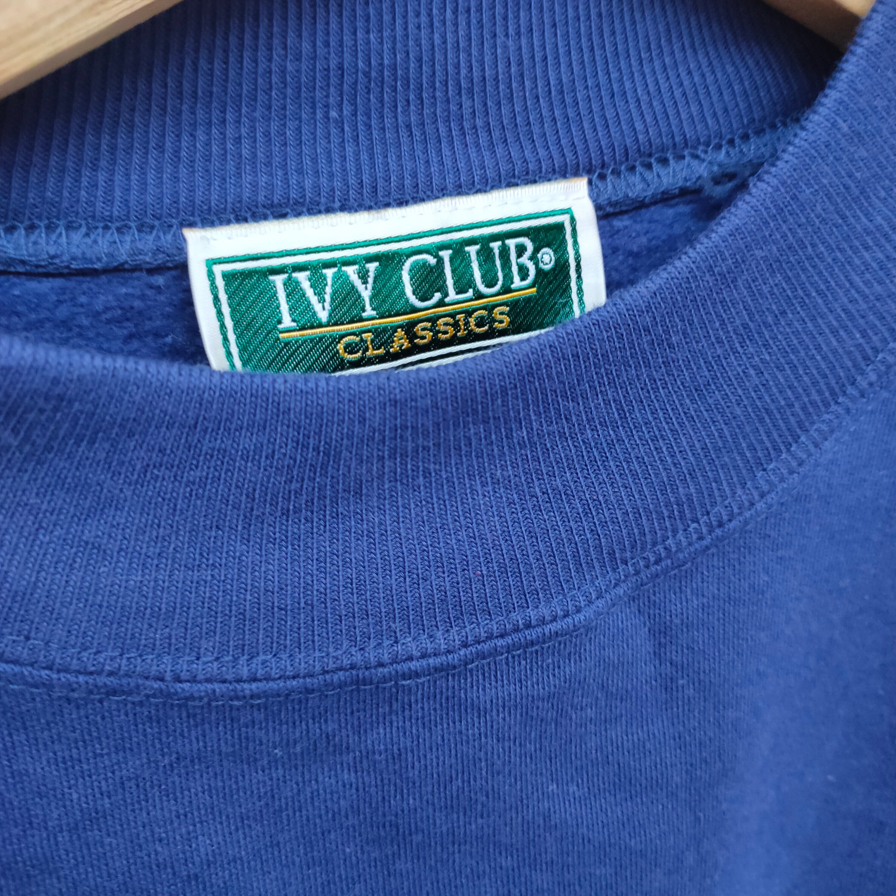 90s Golf Classic Sweater Medium Vintage IVY Club Classic Embroidery ...