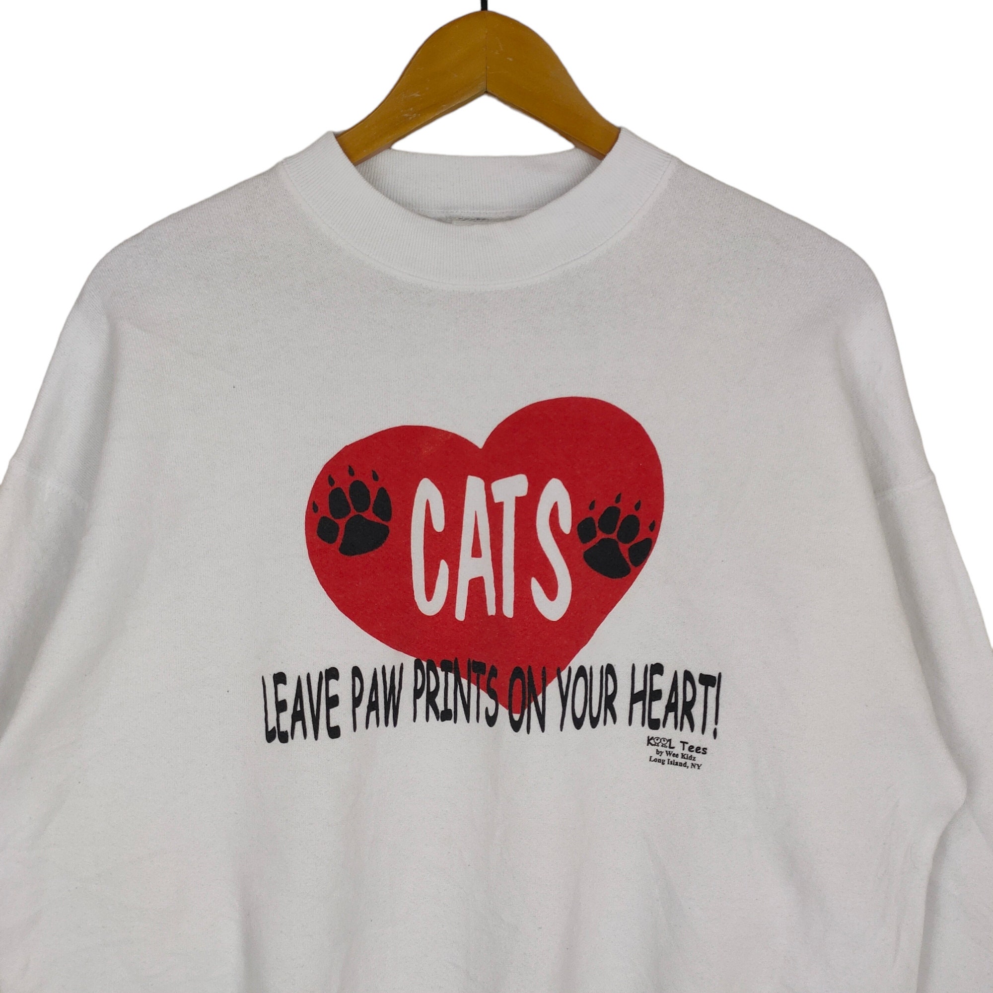 Y2K Cats Leave Paw Prints on Your Heart Crewneck Large Vintage Fruit of ...