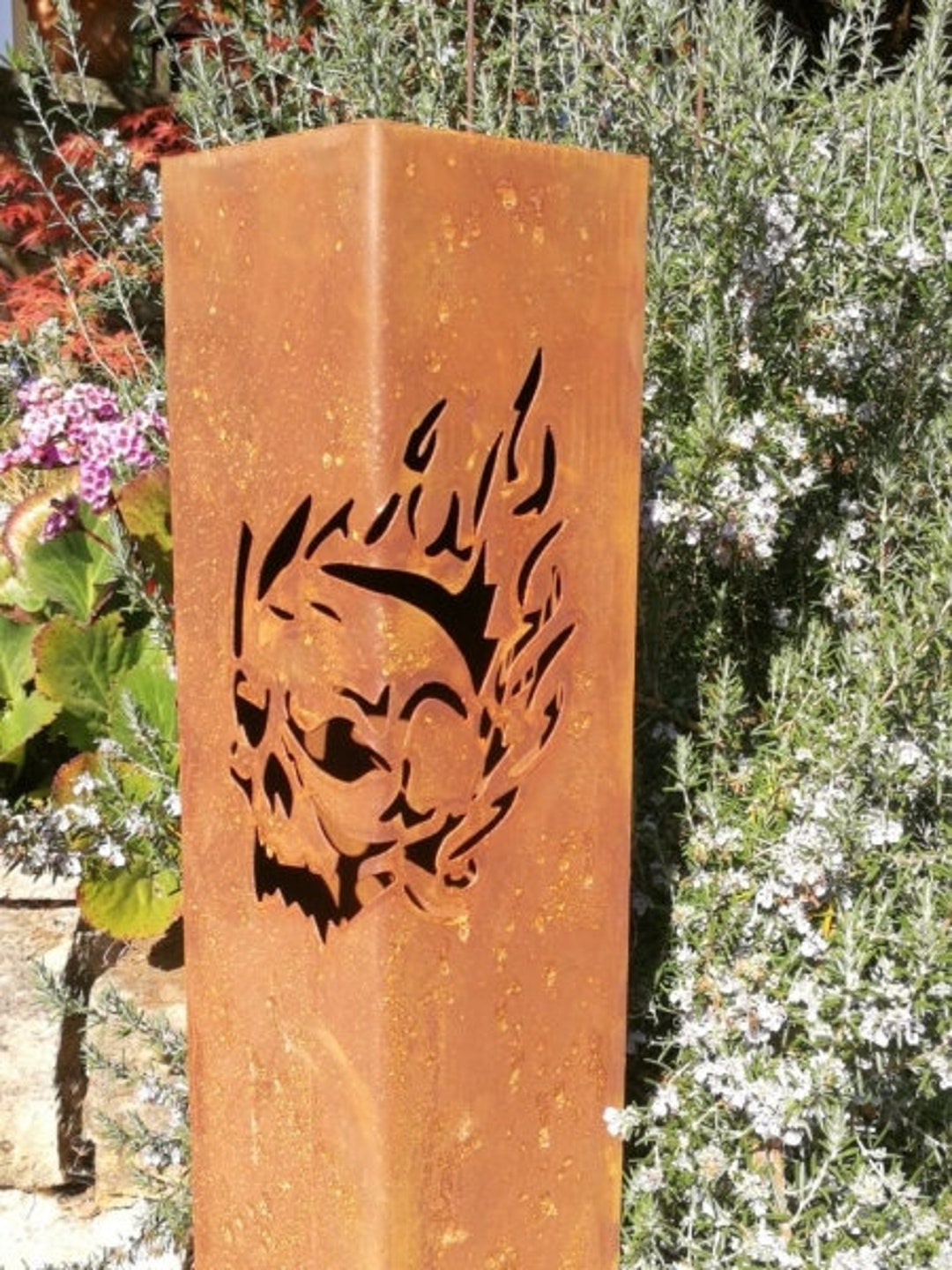 Patina Decorative Column Skull Rust Column Plant Column Garden ...