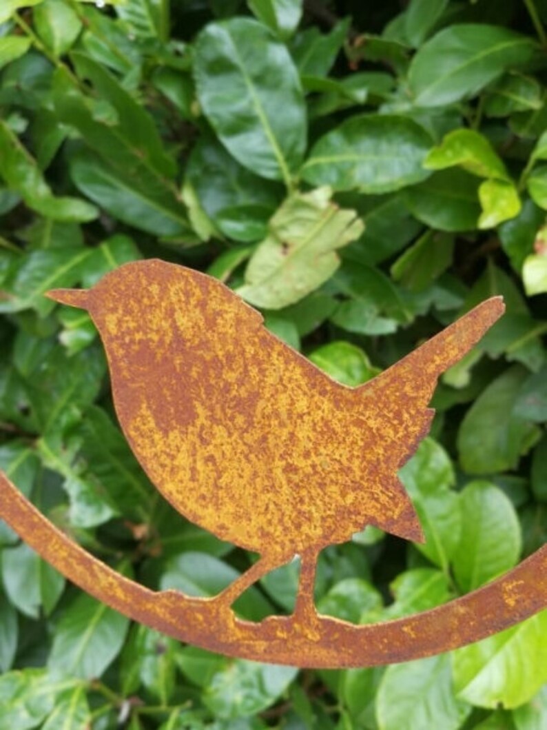 Noble Rust Bird in the Ring Fence King Garden Decoration - Etsy