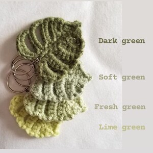 PHYSICAL ITEM Crochet Monstera Leaf Plant Keychain - Etsy