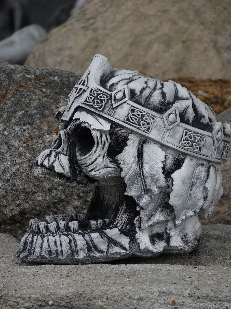 Skull In Crown Concrete Skull Statue Skull Ornament | Etsy