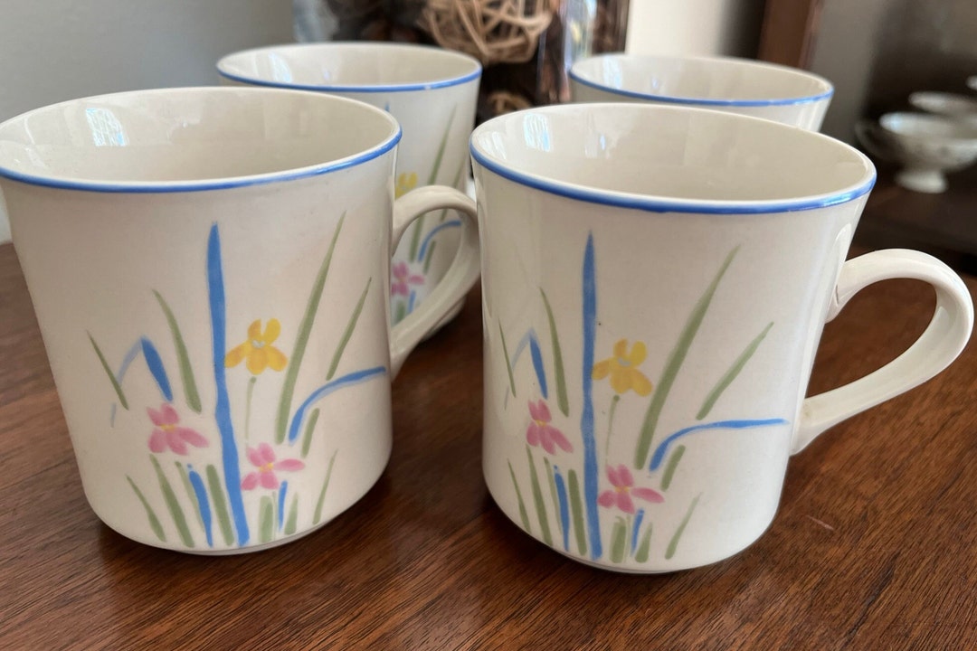 Vintage 1960's Stoneware Pastel Floral Flowers MCM Coffee Mugs - Set of ...