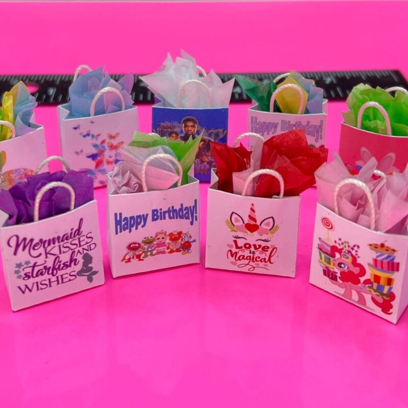 Miniature Gifts - 60+ Gift Ideas for 2025