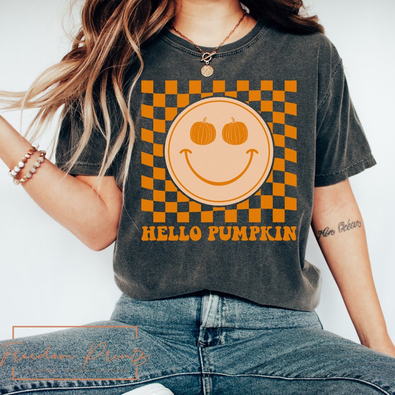 Retro Smiley Face Pumpkin Eyes Checkered Hello Pumpkin PNG - Etsy