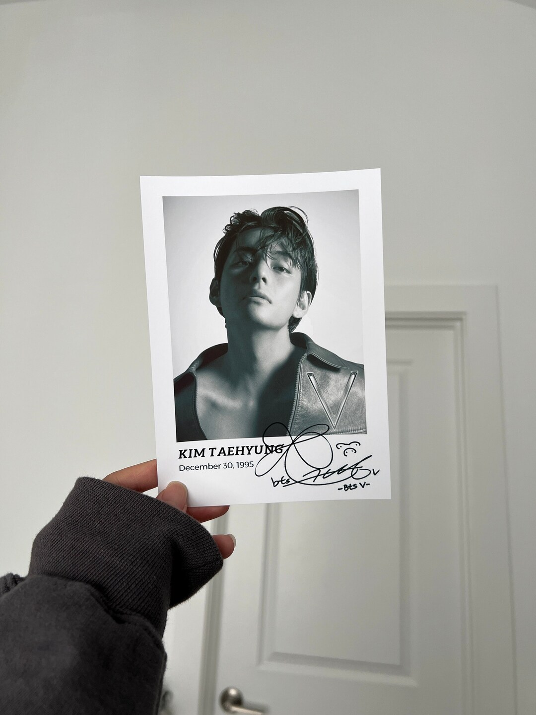 BTS V Art Print With His Signature for Decorating Room Wall ...