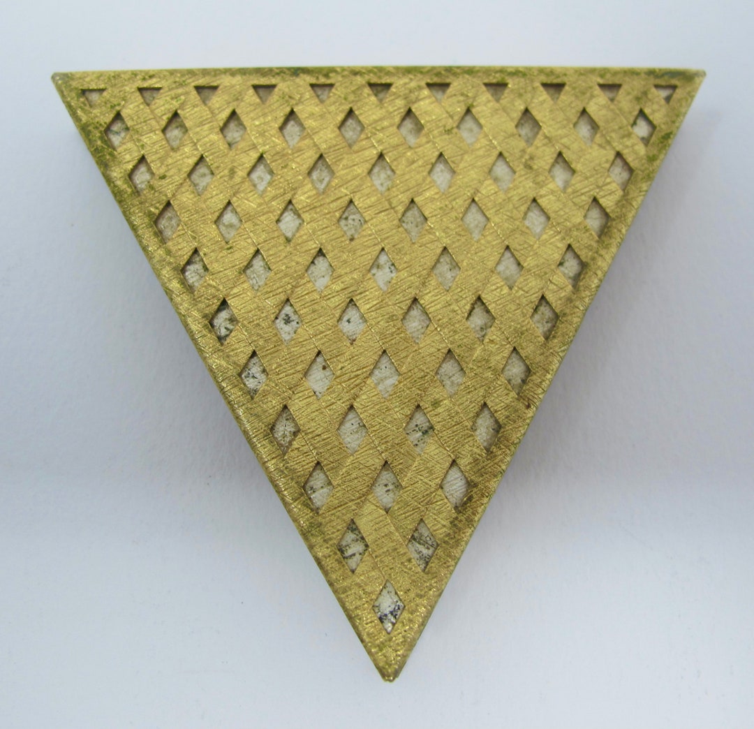 1950s Faberge Triangular Basket Weave Powder Compact With Mirror - Etsy