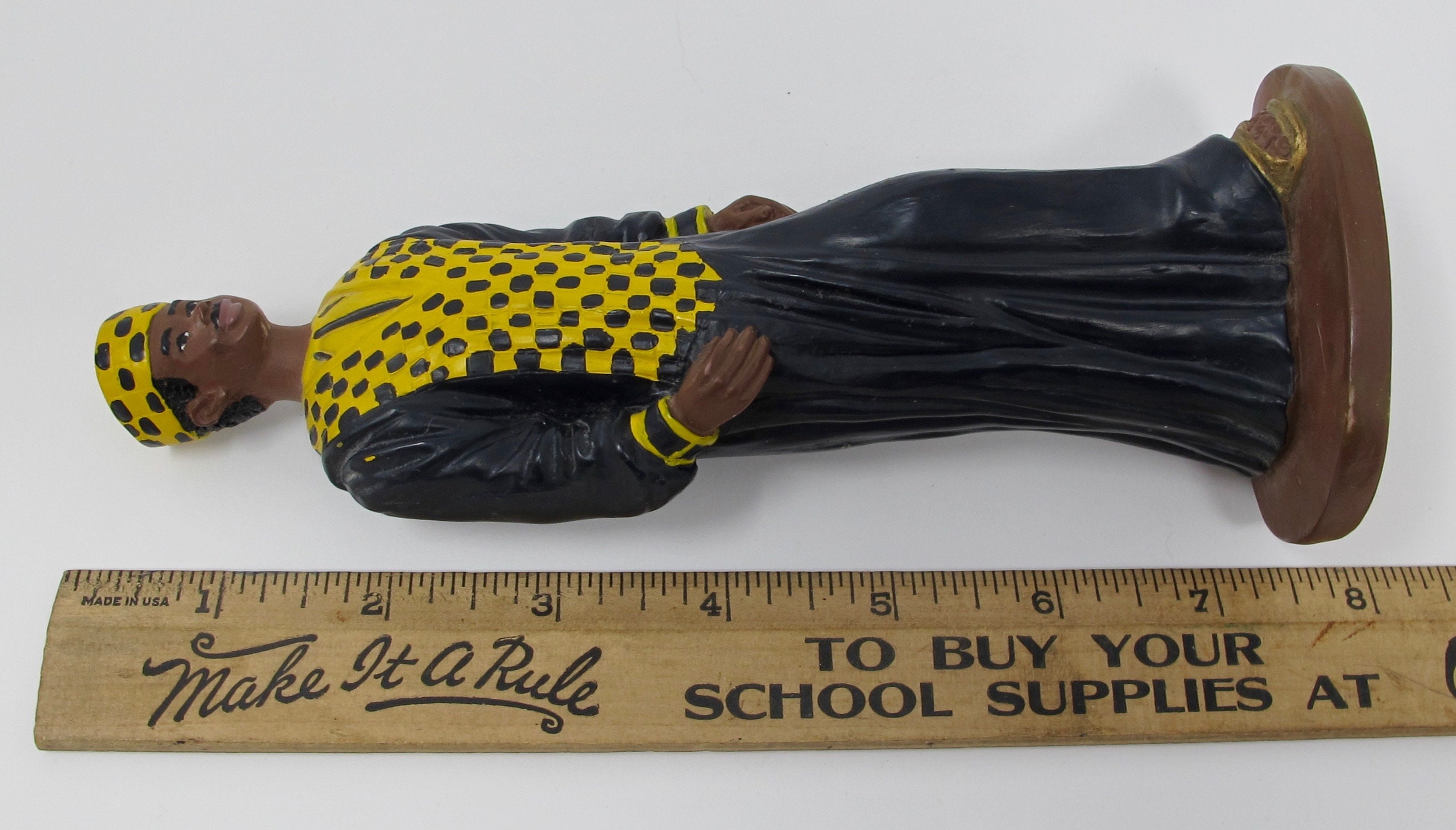 UTI Black Man in Traditional Robe & Kufi Hat Figurine - Etsy