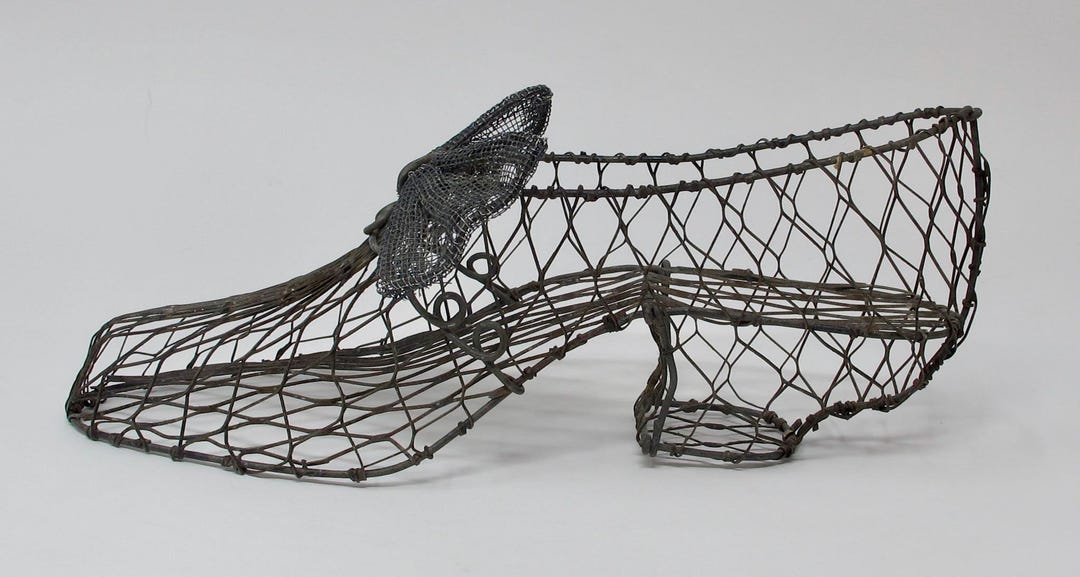 Wire Mesh Victorian Style Woman's High-heeled Shoe With Bow - Etsy