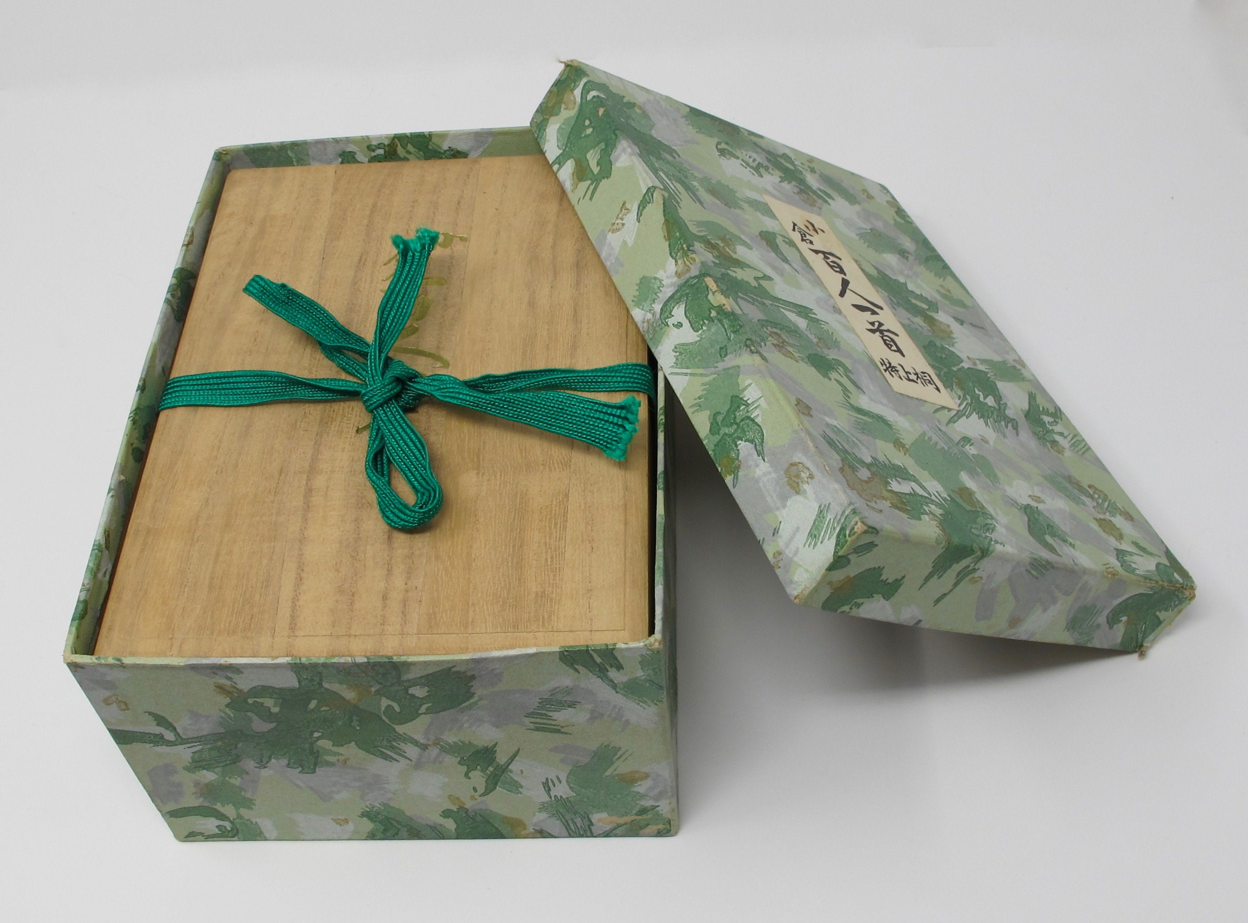 Japanese Uta-garuta Traditional Card Game in Wooden Box - Etsy