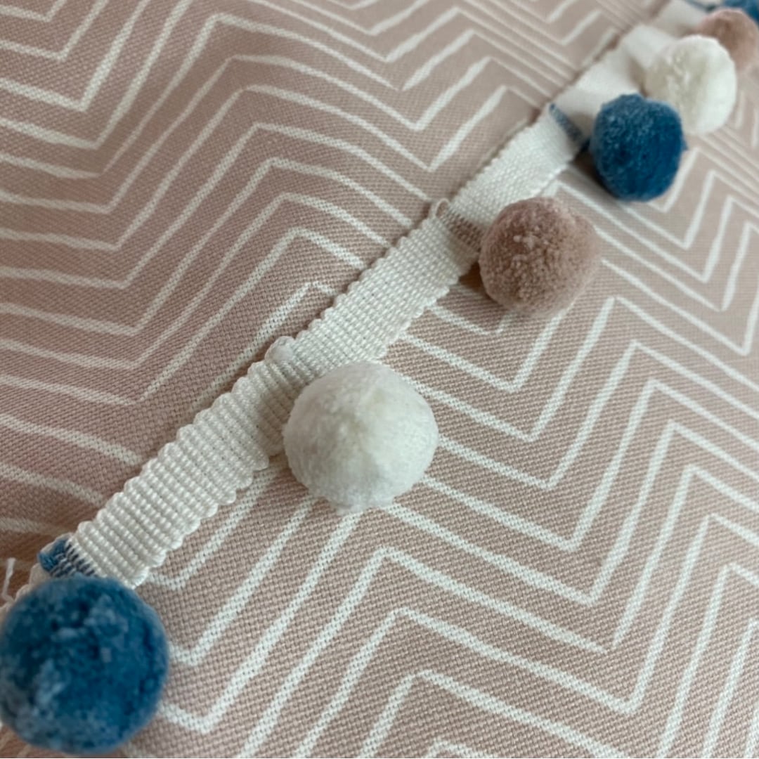 Beautiful Multicolour Pom Pom Fabric Trim per Metre - Etsy