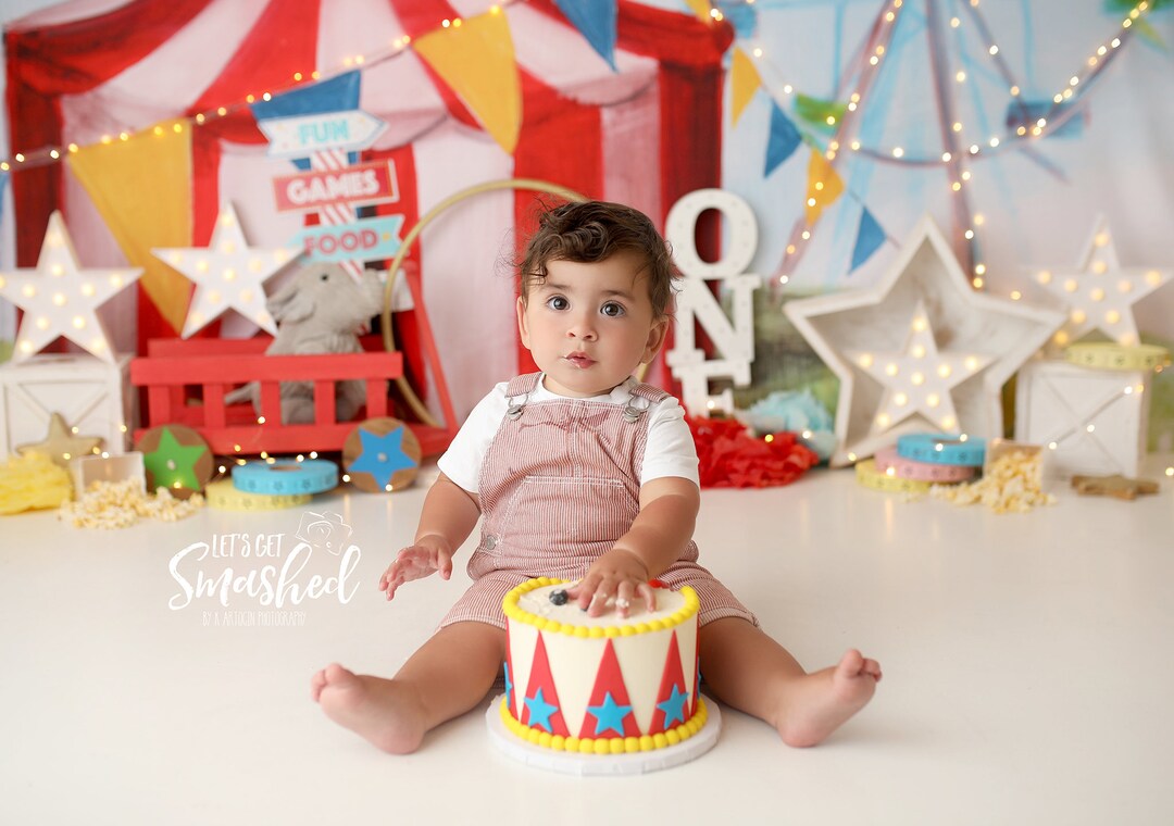 Circus Love Backdrop - Etsy