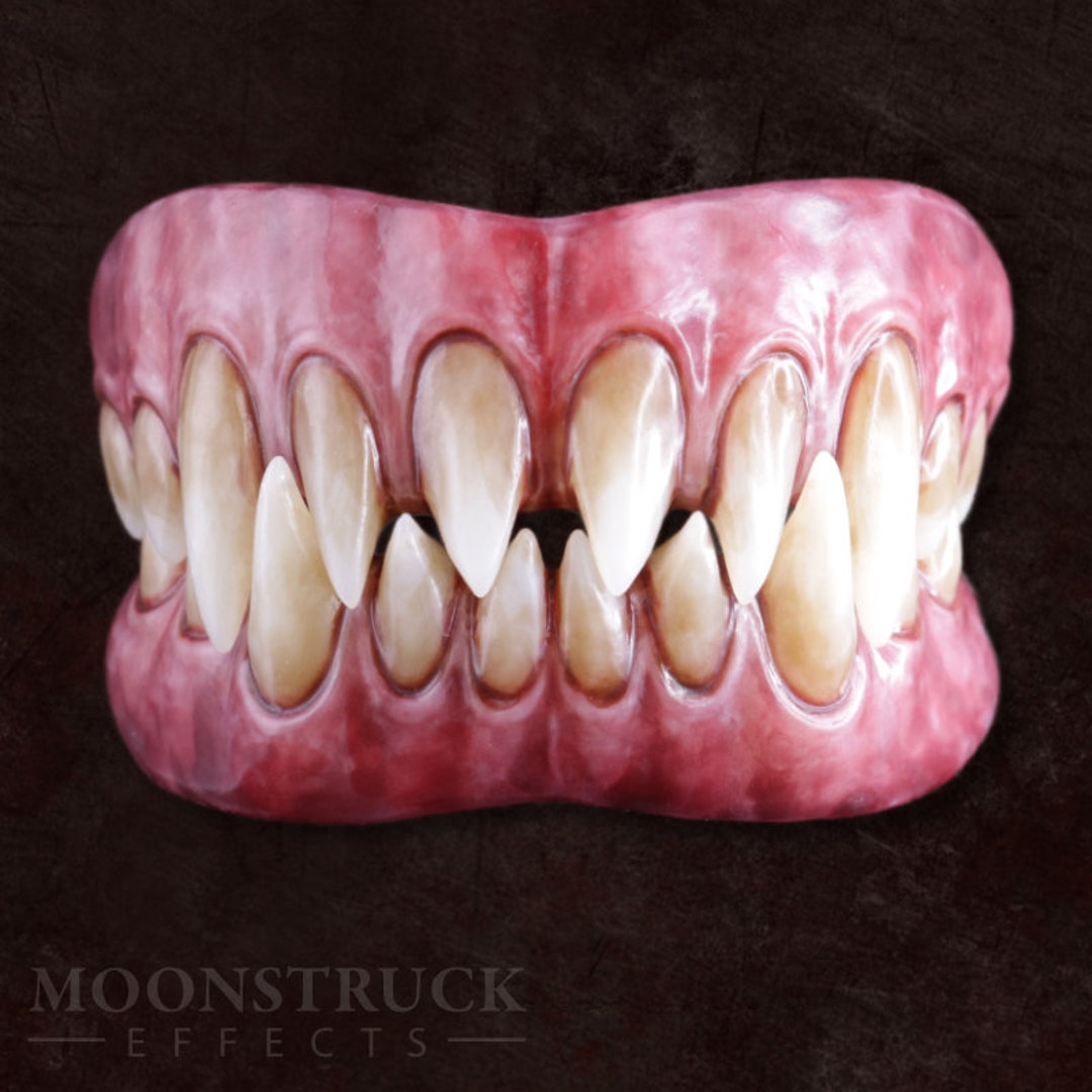 Sharp Teeth / Krampus / Ferral Saphira Teeth / Moonstruck Effects - Etsy