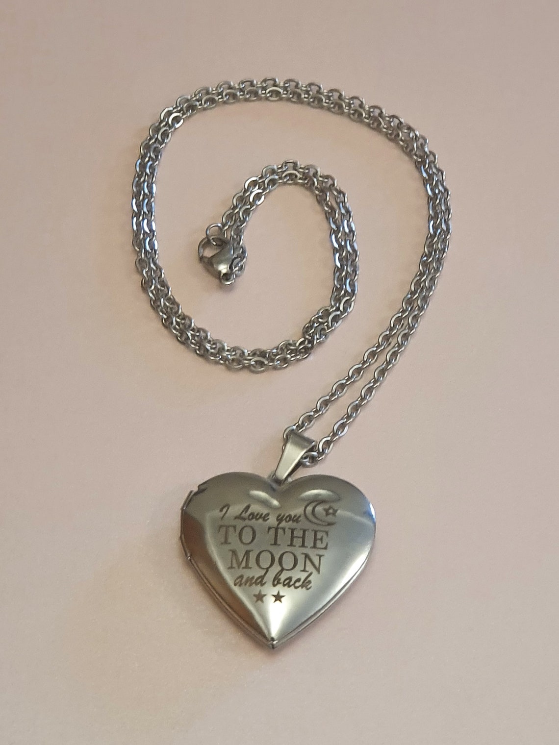 Collar de medallón Hermoso collar con medallón Gran regalo - Etsy España