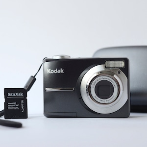 Vintage Digital Compact Point and Shoot Camera Kodak Easyshare C913 ...