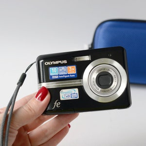 Vintage Digital Compact Camera Olympus FE-25 With 10 Mega Pixels - Etsy