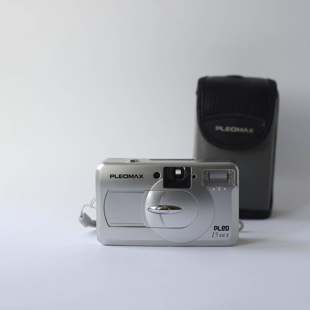 Pleomax 15 DLX 35mm Film Camera, Compact Point and Shoot Vintage Camera ...