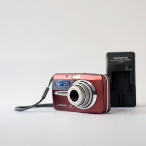 Olympus MJU 600 Digital Compact Camera With 6.0 Mega Pixels - Etsy
