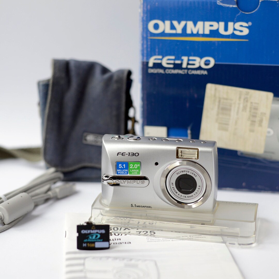Vintage Digital Compact Camera Olympus Camedia FE-130 With 5.1 Mega ...
