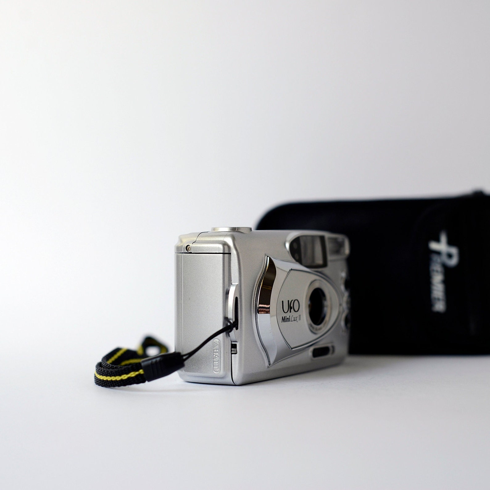 Vintage 35mm Film Camera UFO Mini Lux II, Compact Point and Shoot ...