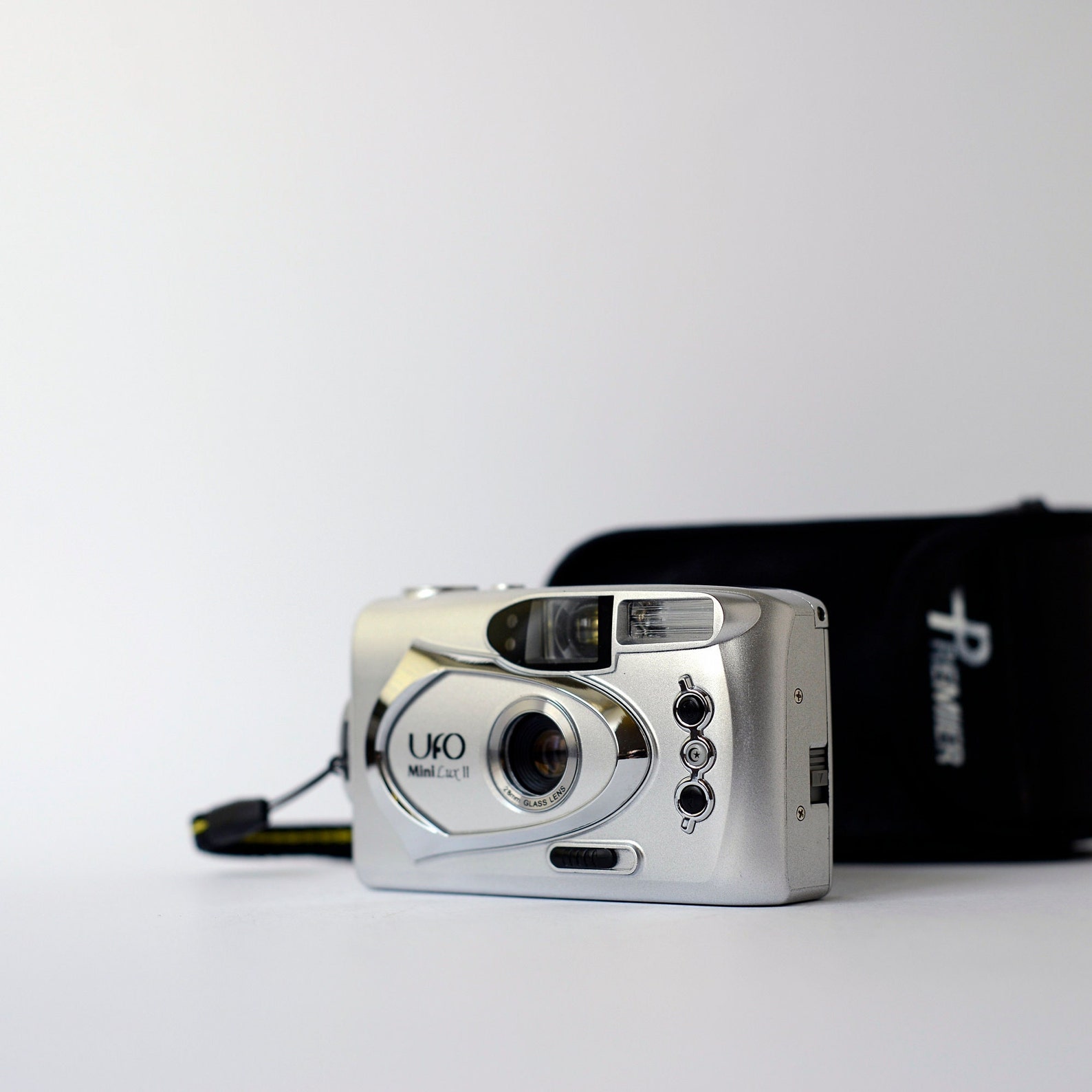 Vintage 35mm Film Camera UFO Mini Lux II, Compact Point and Shoot ...