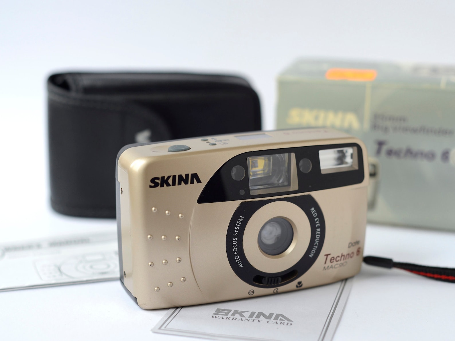 Vintage 35mm Film Compact Point and Shoot Camera Skina Techno 6 Macro ...