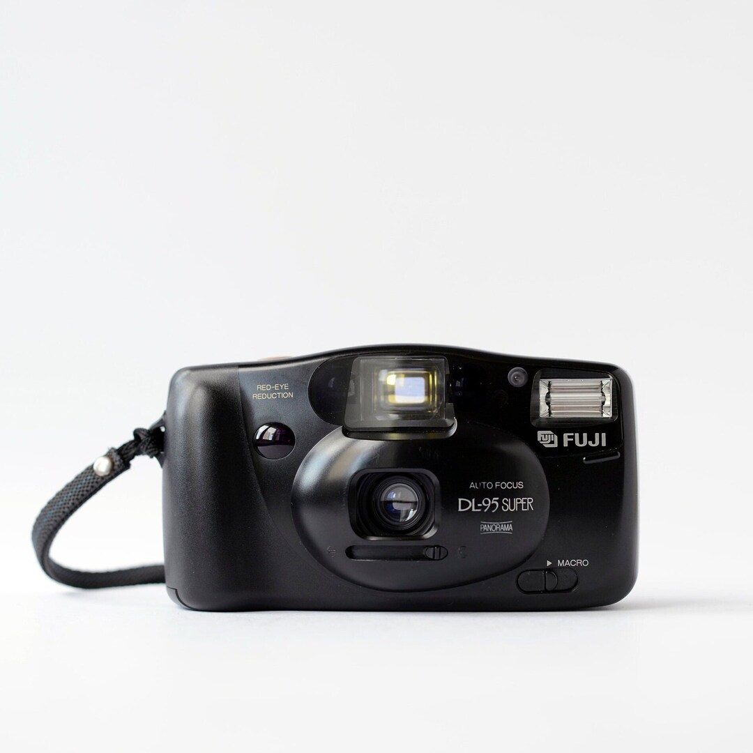 Vintage 35mm Film Compact Point and Shoot Camera Fuji DL-95 Super Date ...