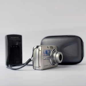 Olympus MJU 600 Digital Compact Vintage Camera With 6.0 Mega Pixels - Etsy