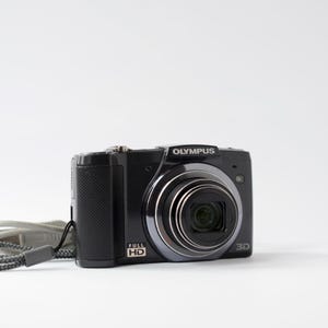 Vintage Digital Compact Camera Olympus SZ-20 Zoom With 16 Mega Pixels ...