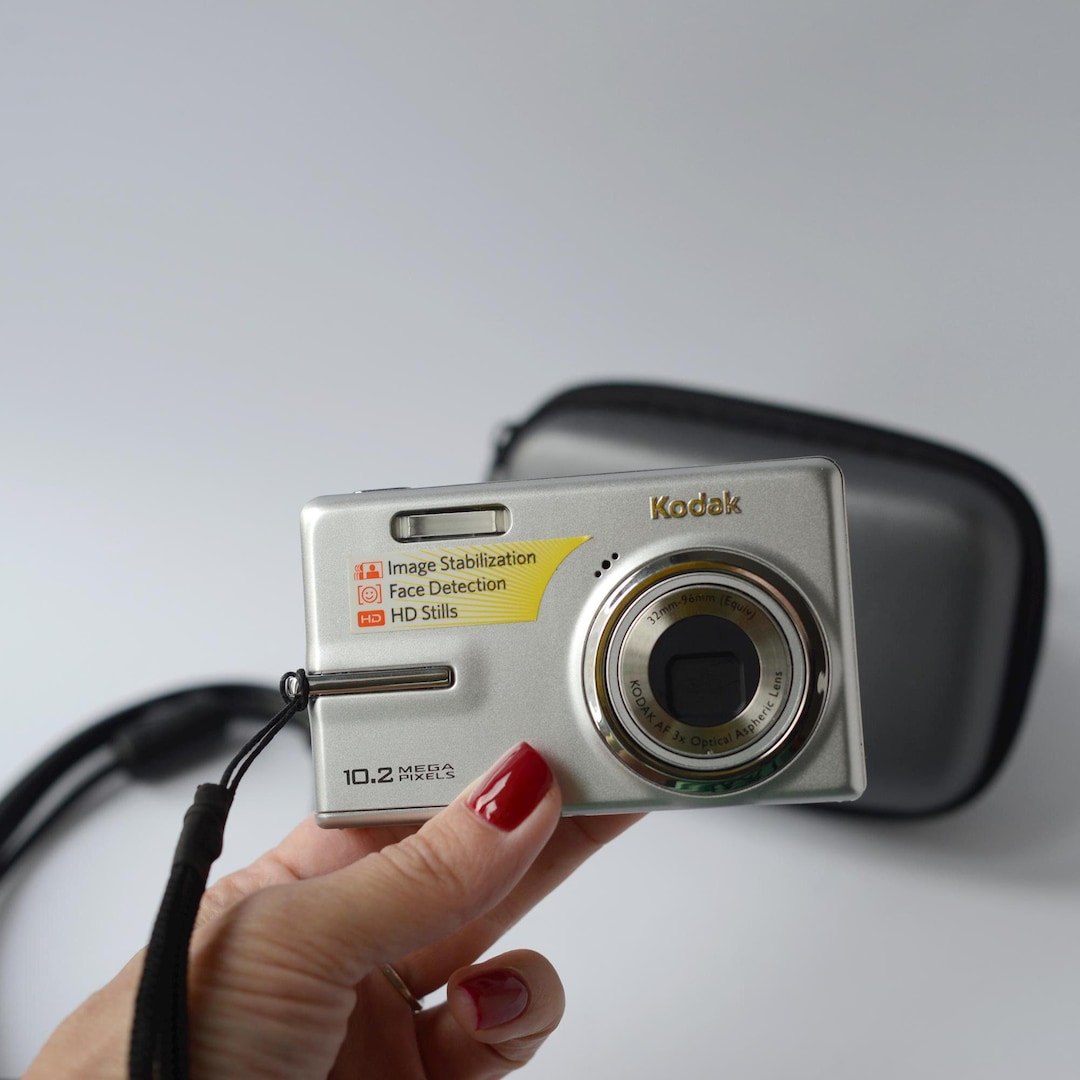 Vintage Digital Compact Camera Kodak Easy Share M1073 IS With 10.2 Megapixels - Etsy