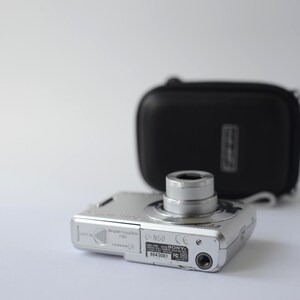 Vintage Digital Compact Camera Sony Cyber-shot DSC-W35 With 7.2 Mega ...