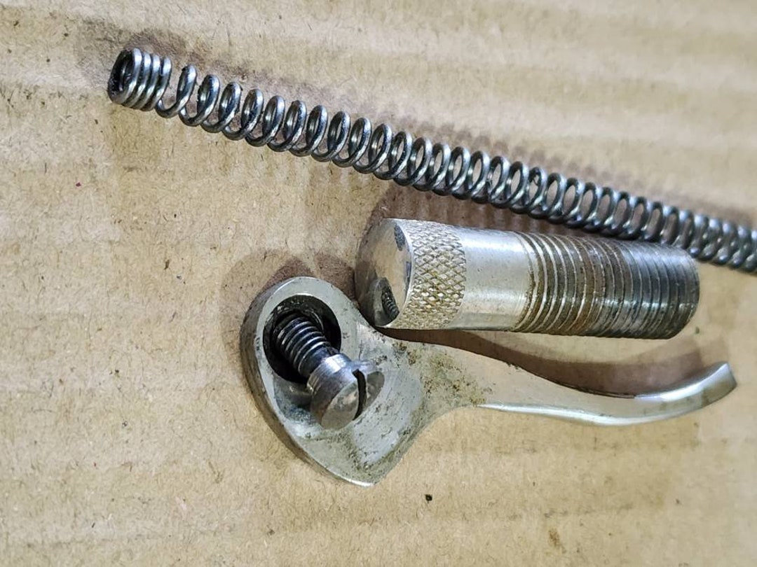 Original Antique Damascus Treadle Sewing Machine Foot Lever Take up ...