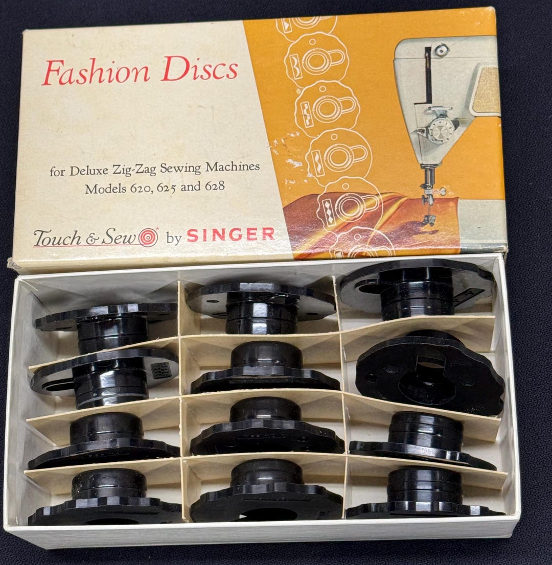 Vintage Original Singer Sewing Machine Attachment Box With Fashion ...