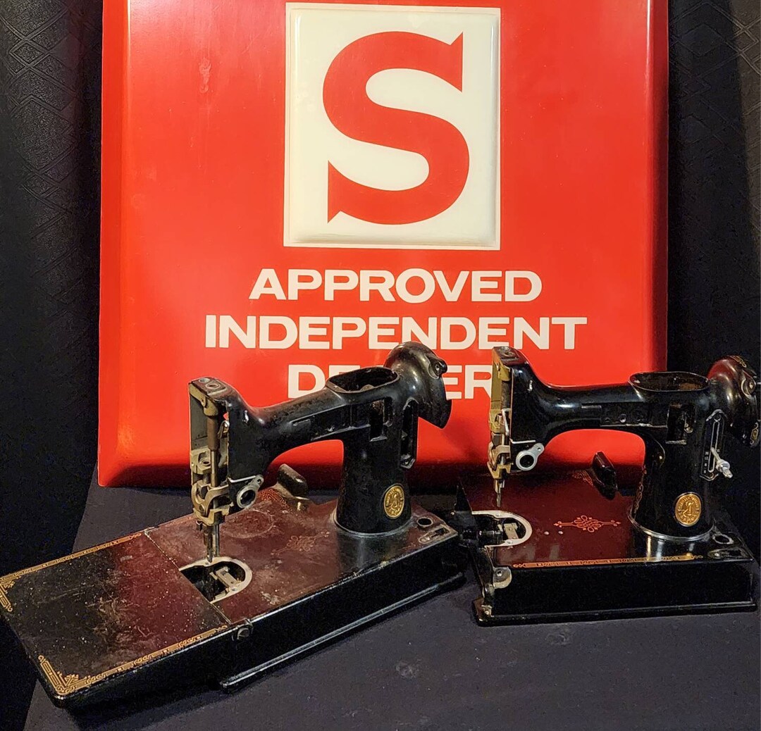 1941 and 1947 Singer 221 Featherweight Parts Sewing Machines *hull Only ...