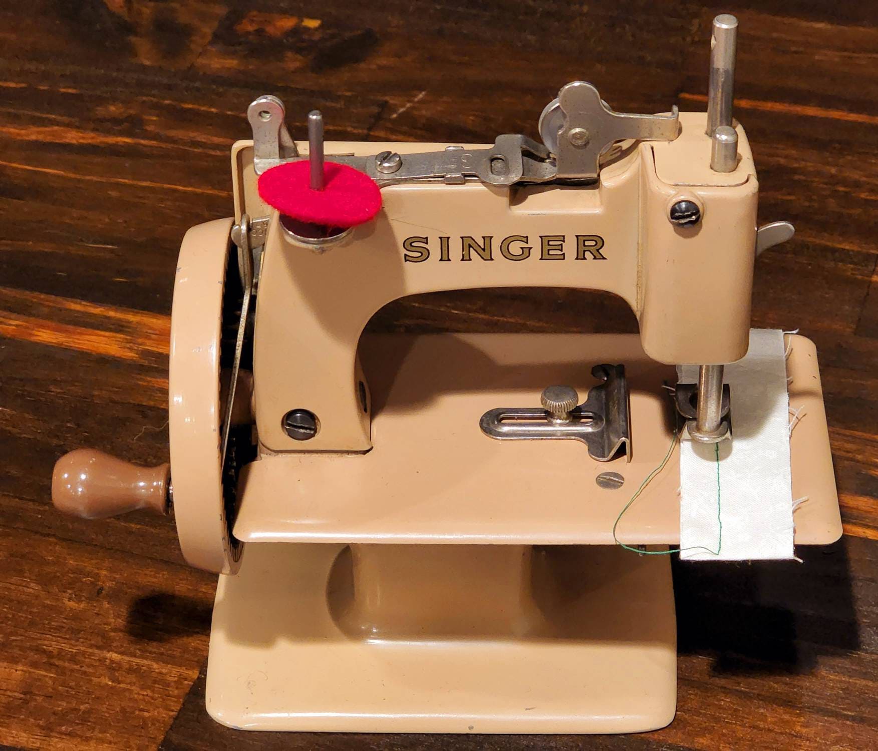 Vintage RARE Singer Model 20 Tan RED S Badge Toy Sewing - Etsy