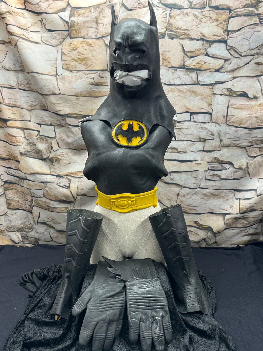 Vintage Original 1989 DC Comics Batman Returns Rubber Mask, Belt, Chest ...