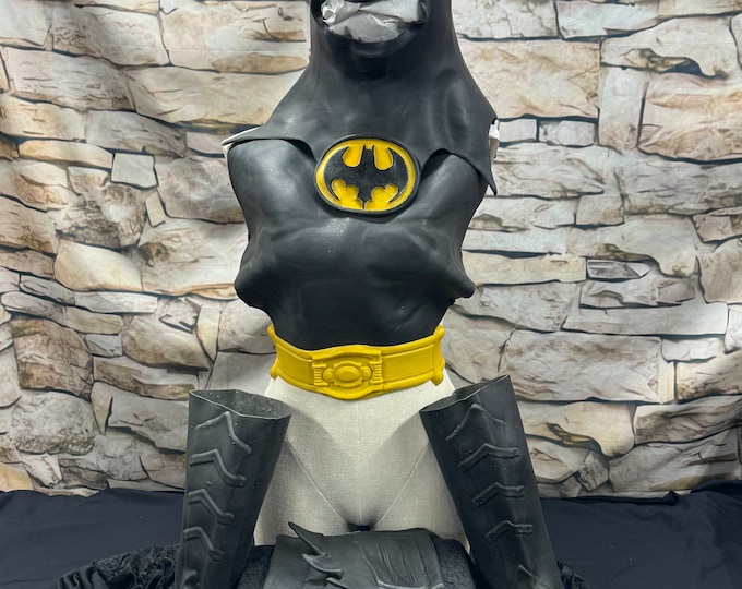 Vintage Original 1989 DC Comics Batman Returns Rubber Mask, Belt, Chest ...