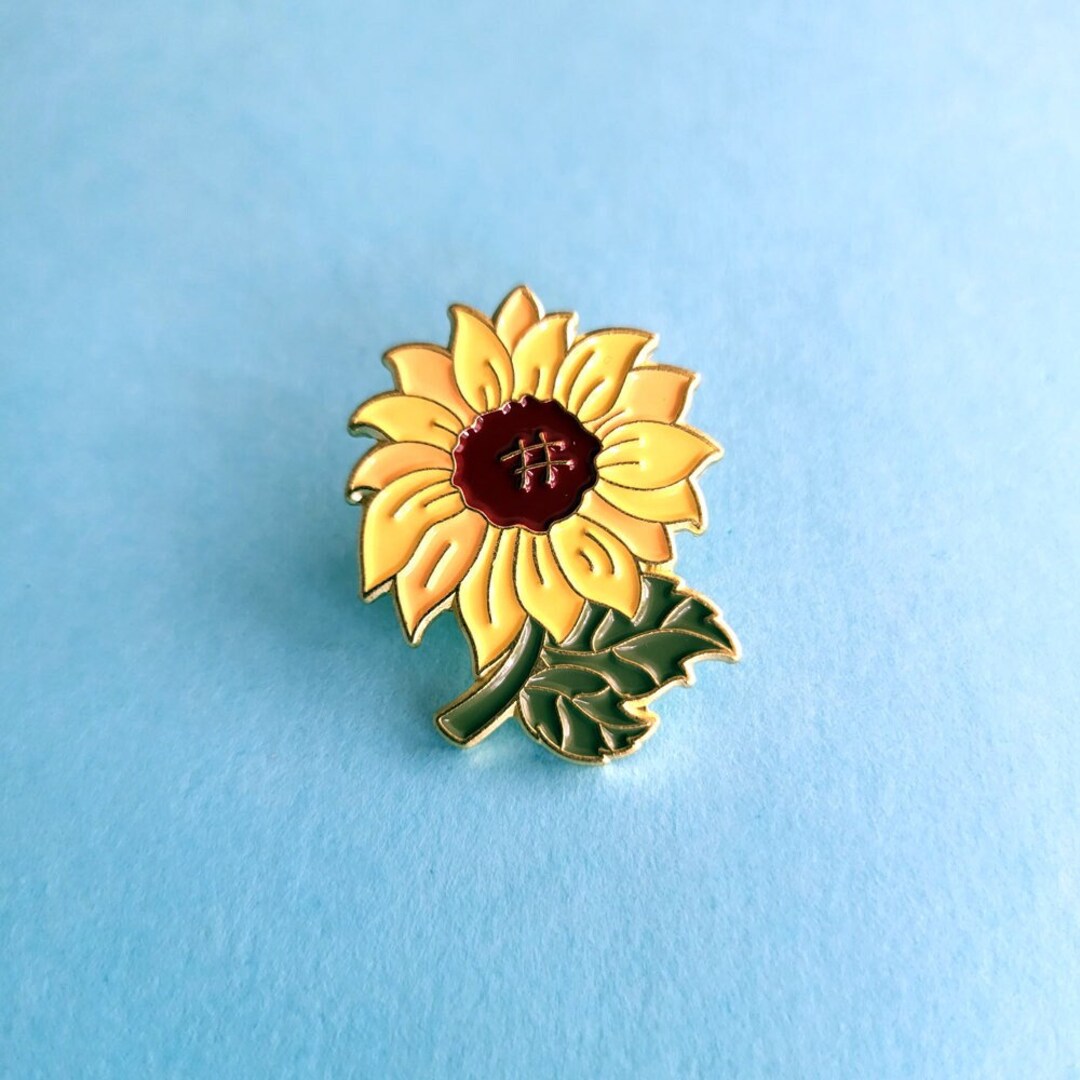 Sunflower Lapel Pin Sunflower Enamel Pin Floral Design - Etsy
