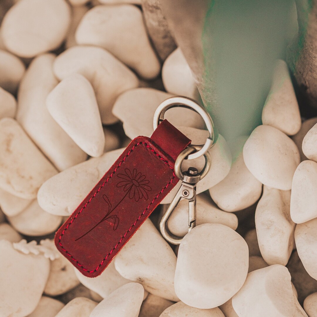 Personalized Birth Flower Keychain for Christmas, Mom Gift From ...