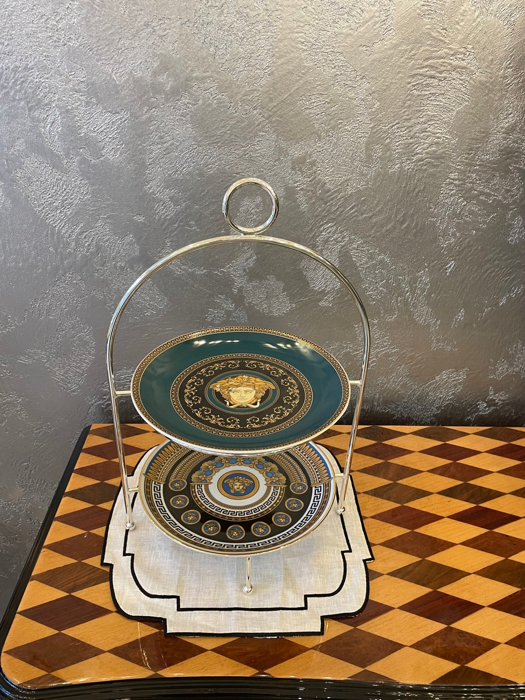 2-tiers Stand Where You Can Present Your Dinner Plates - 2 Tiers Dinner ...