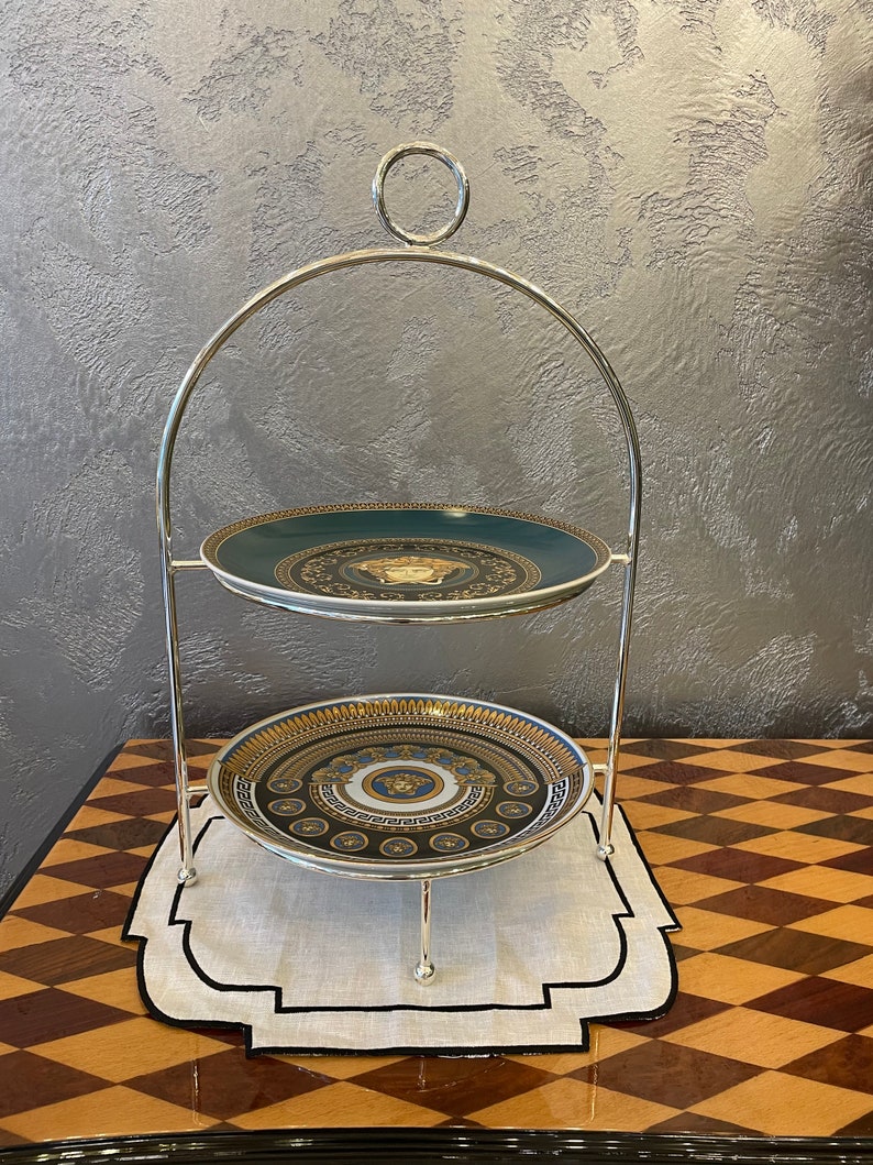 2-tiers Stand Where You Can Present Your Dinner Plates - 2 Tiers Dinner ...